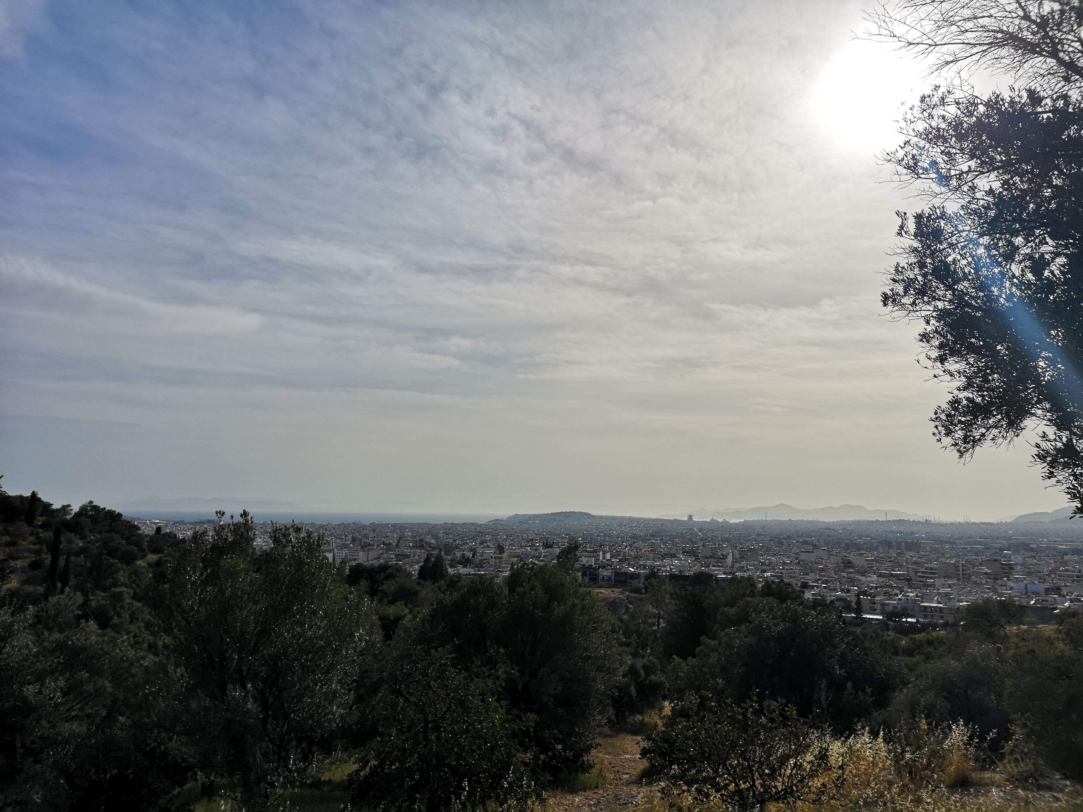 A sonic geopoetics on four wavelengths – Undercartographies